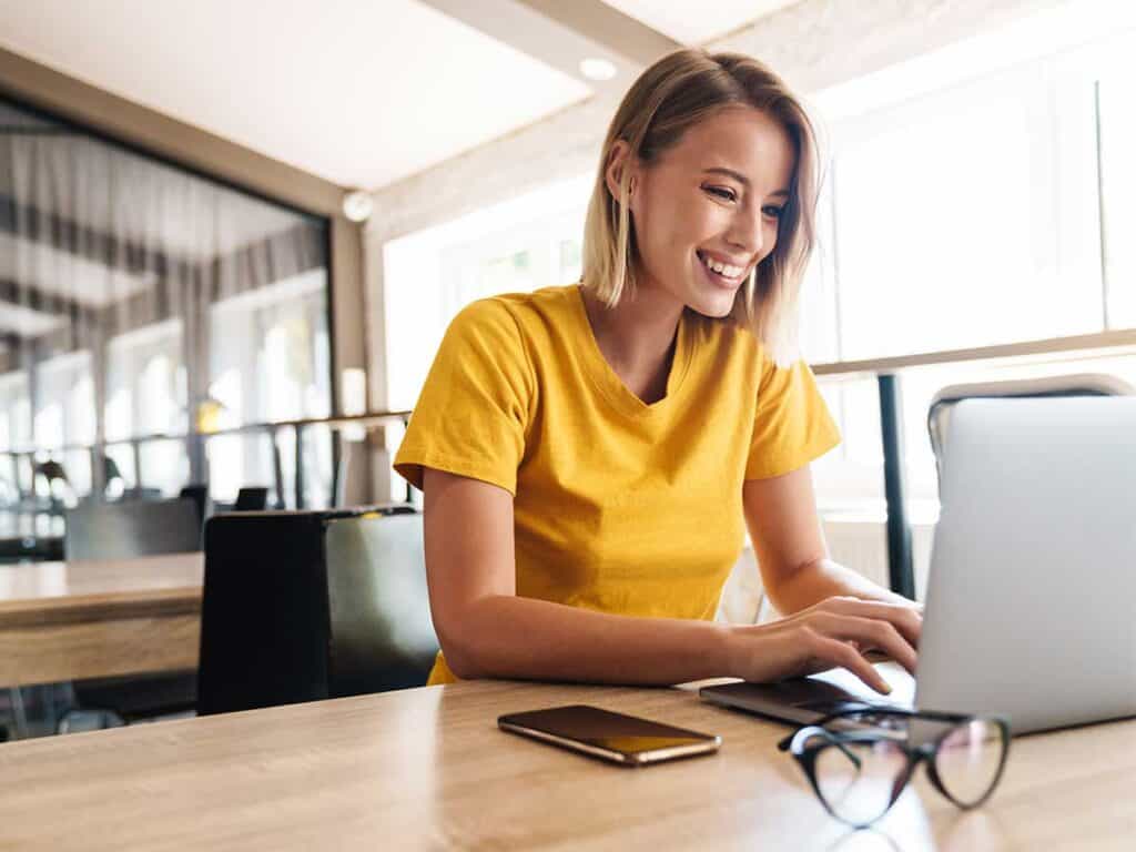 What is CRM: The ultimate guide | CloudCall