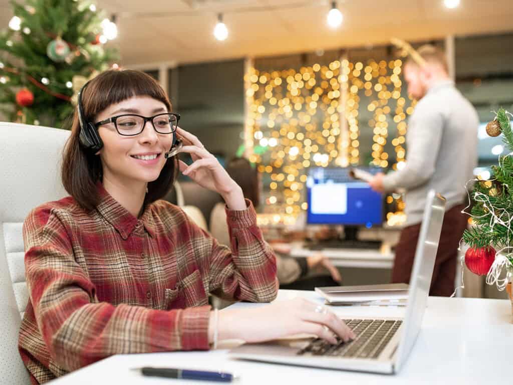 Maintaining Customer Service During the Holiday Season | CloudCall